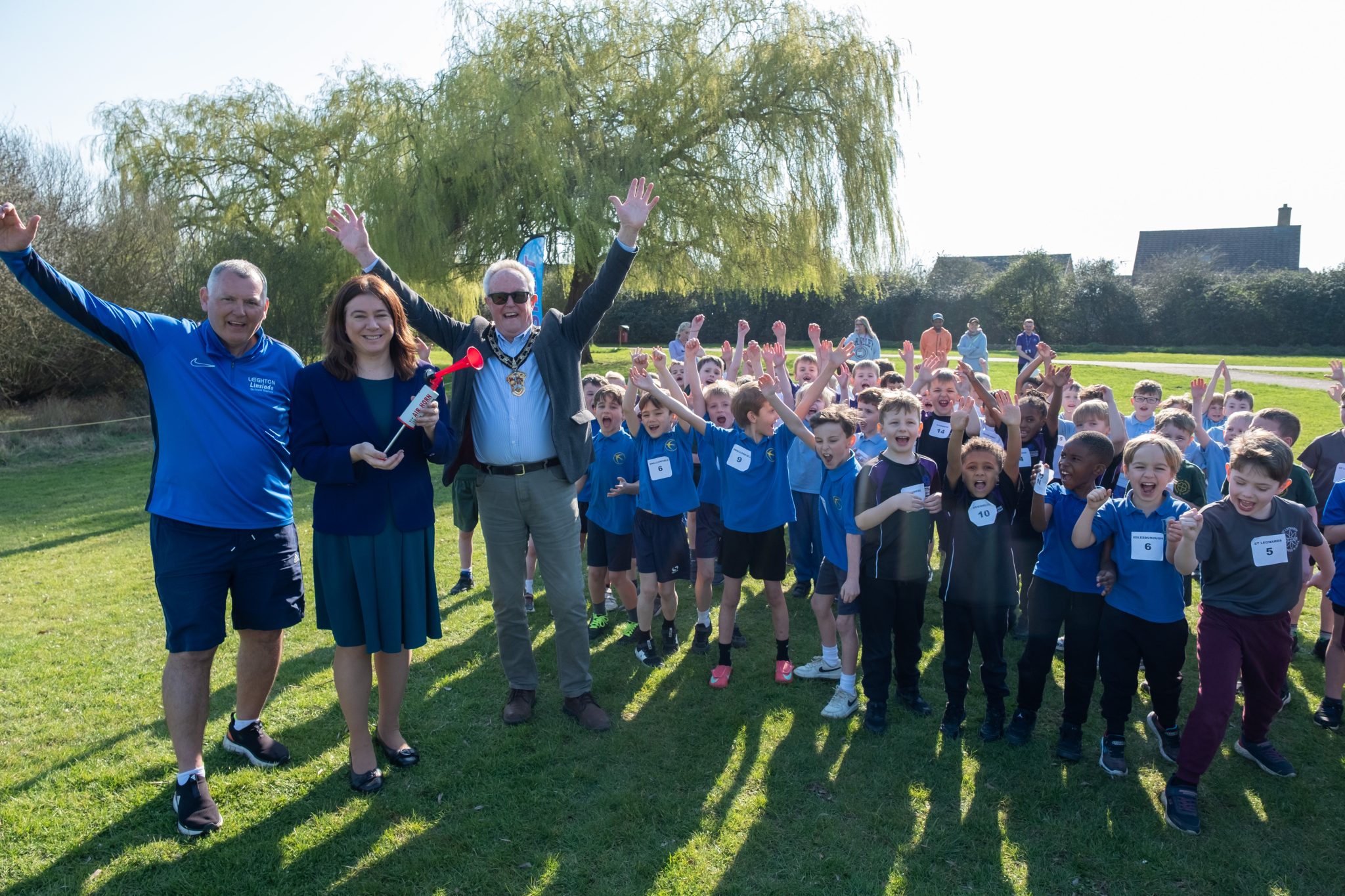 Leighton Buzzard Leisure Centre Tops Out - Bee Local